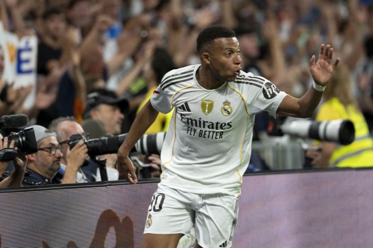 Kylian Mbappé is on fire: Averaging 1.4 goals per game so far this ...