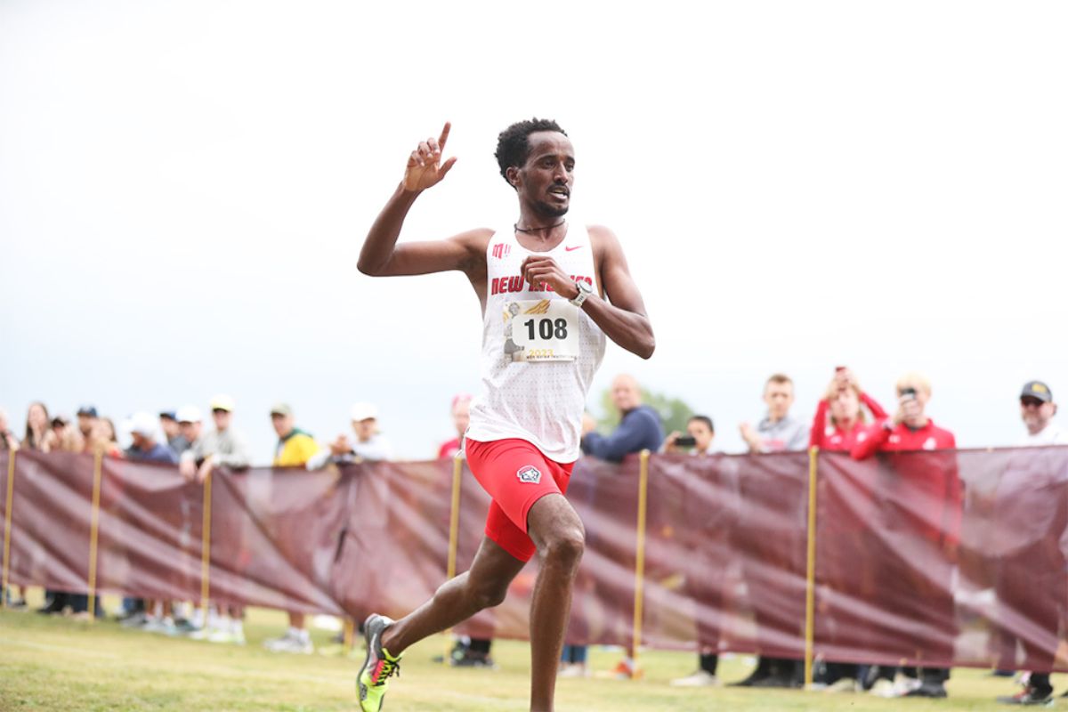 Eritrea’s Habtom Samuel breaks course record at Aramco Houston Half ...
